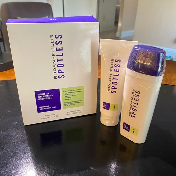 Rodan + Fields | Makeup | Rodan Fields Spotless Acne Treatment New ...